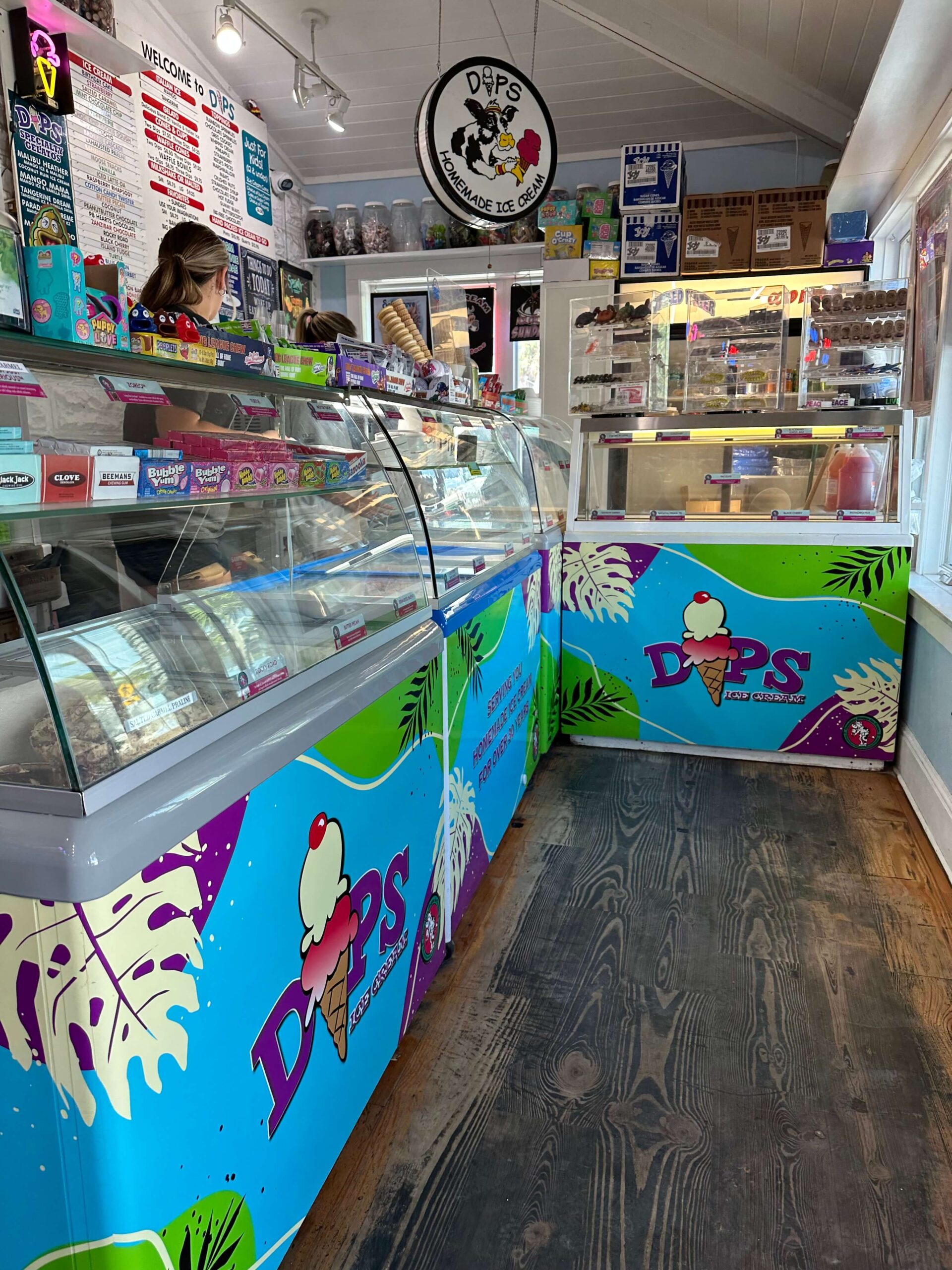 Get the Scoop: Ice Cream Shops on Anna Maria Island - izzy-living.com