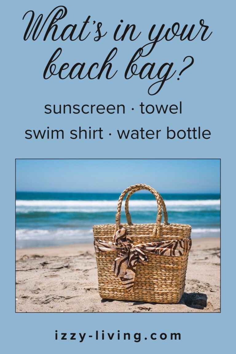 Beach Equipment Setup on Anna Maria Island - izzy-living.com