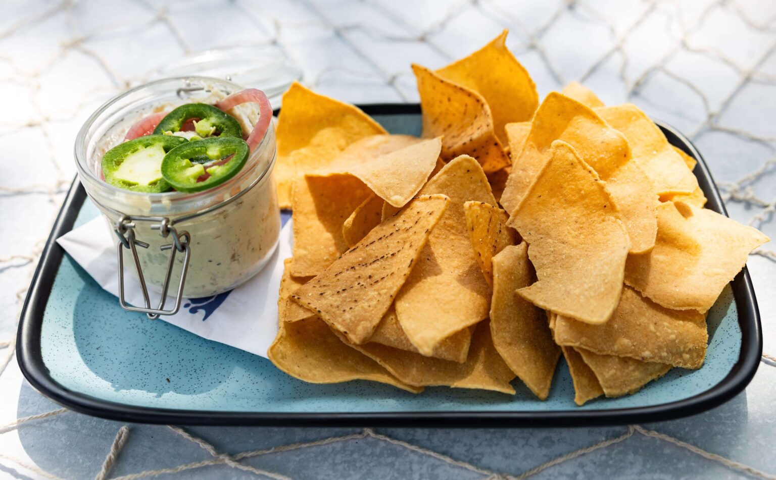 Ultimate Guide to Fish Dip on Anna Maria Island - izzy-living.com